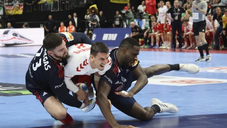 Maîtriser la Défense sur un Pivot au Hand-ball : Techniques et ...
